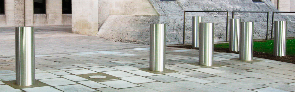 Βυθιζόμενα κολωνάκια / Semi-automatic Bollards - SeliniKatSeliniKat